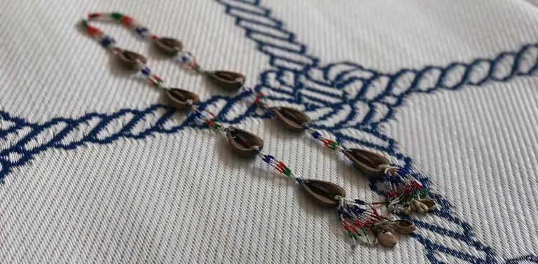 Ifá divination: the traditional system and the signs of Ifá - Ilé Awo